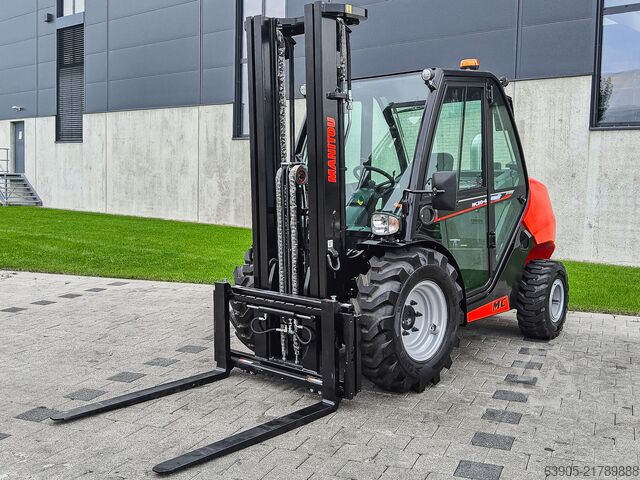 Terenski viljuškar
Manitou MC 30-4