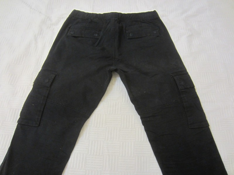 RESERVED muske pantalone W33-L