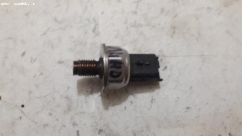 REGULATOR PRITISKA PEZO,CITROEN,FORD..1.4.......