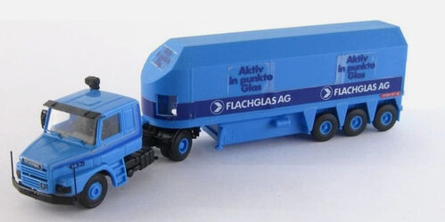 NEW! Kibri 10974 Scania 2-axle with Semi-Trailer 3-axle for Transporting glass