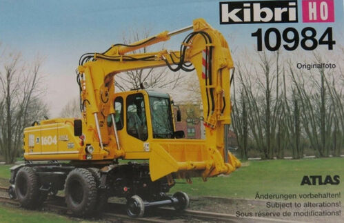 NEW! Kibri 10984 Atlas Wheeled Excavator Adapted for Driving on Snow