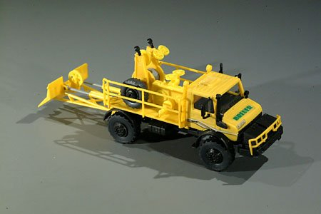 NEW! Kibri 10888 Unimog with Heavy Winch and Anchor