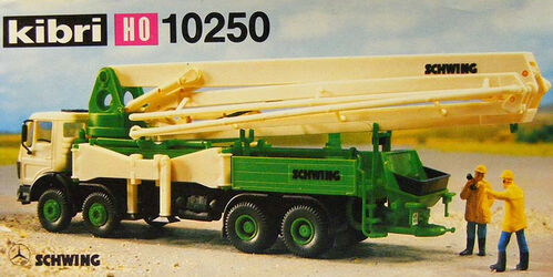 NEW! Kibri 10250 Mercedes Benz 4-axle with Concrete Pump