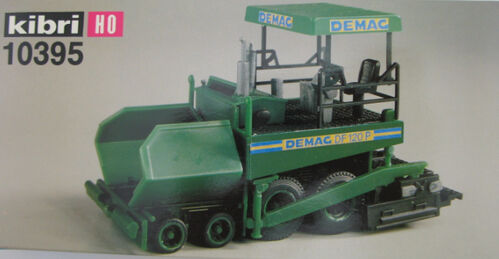 NEW! Kibri 10395 Demag DF120P do budowy nawierzchni drogowej