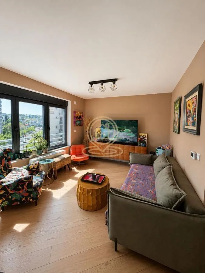 Prodaja, trosoban stan, 69m², Južni Bulevar, Vračar Sve Podlokacije