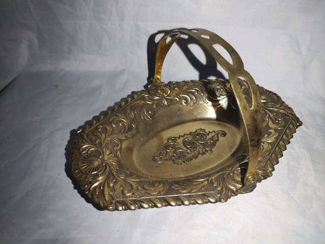 Vintage Korpica od Metala sa Zigom Japan