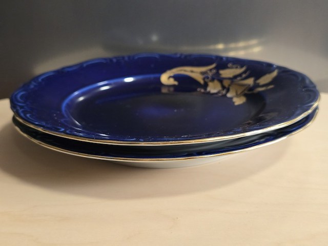 2 plitka mala tanjira Fine Porcelaine Apulum