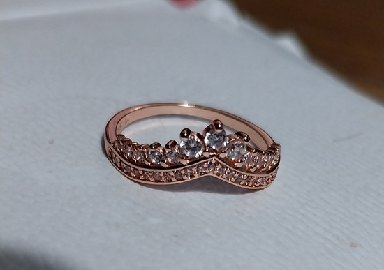 Pandora Princezina zelja,rose gold prsten