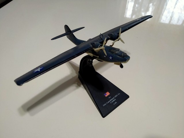 Kolekcija borbeni avioni Catalina PBY-5A