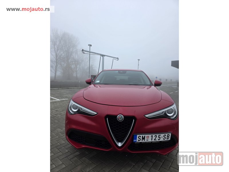 Alfa Romeo Stelvio 4x4 /AUT/VIRTUAL
