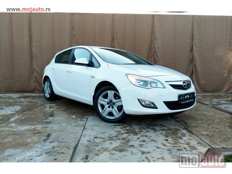 Opel Astra 1.4 benzin