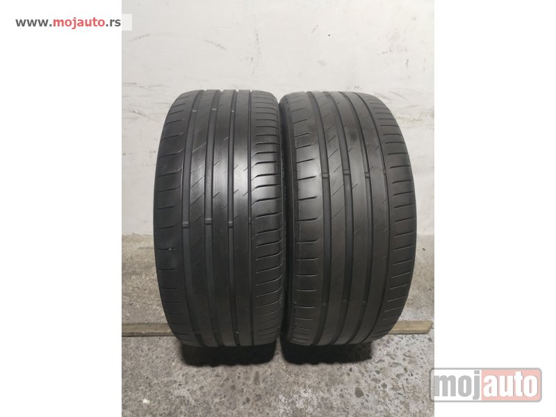 3660. Gume NEXEN 19-ice, LETNJE 235/40, Šara 5,3 mm, DOT 0823