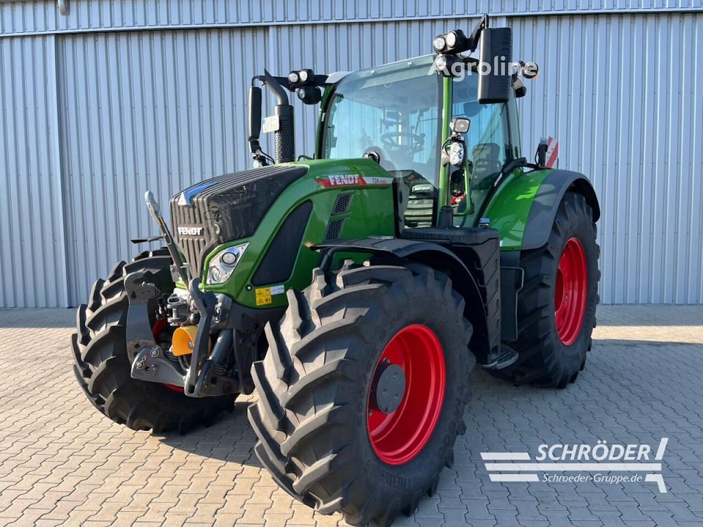 Novi Fendt 724 VARIO GEN6 PROFI PLUS traktor točkaš