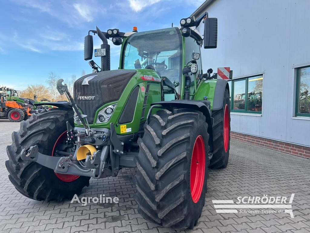 Novi Fendt 724 VARIO GEN6 PROFI PLUS traktor točkaš