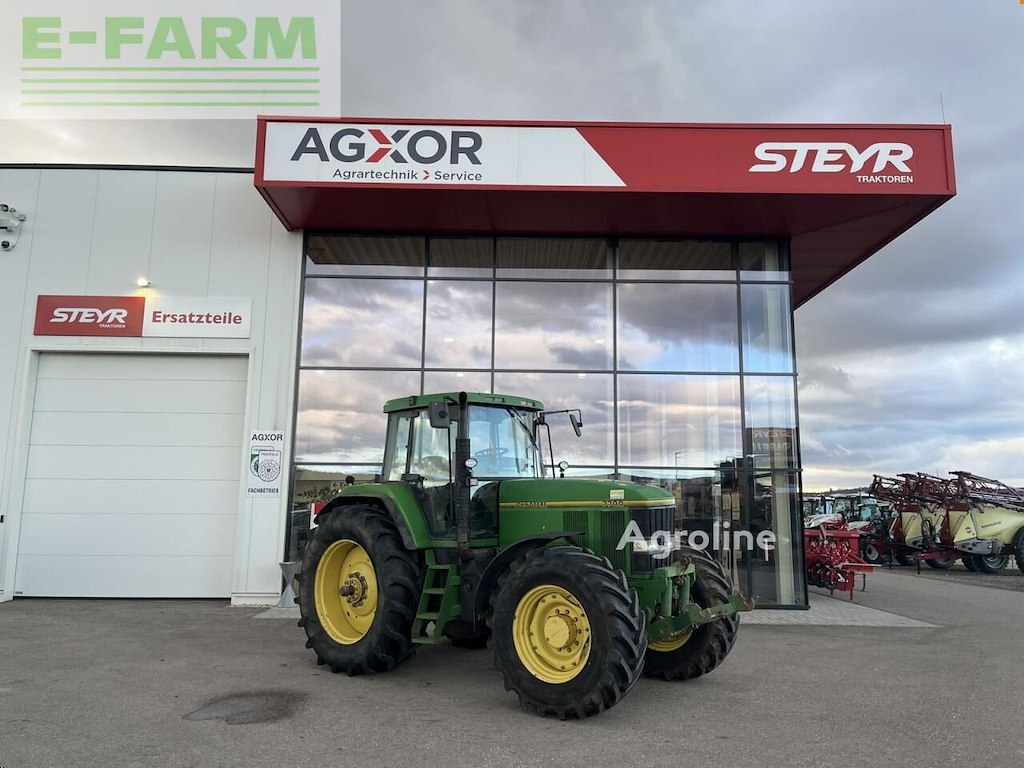 John Deere 7700 traktor točkaš
