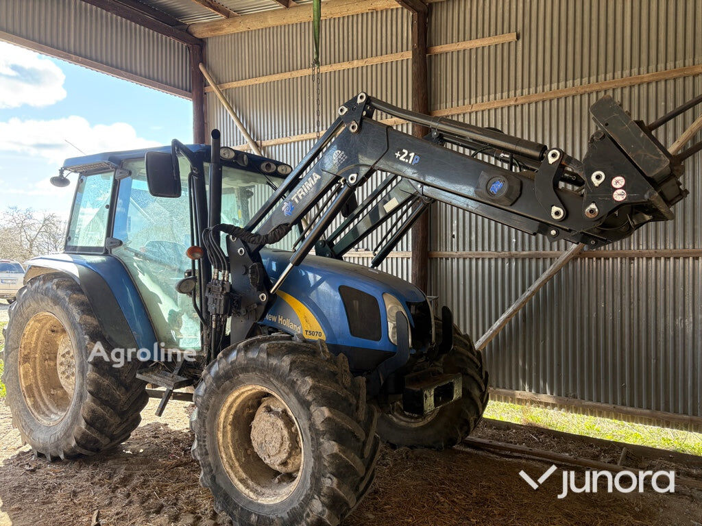 Prodaje se New Holland JH T5070 traktor točkaš na aukciji