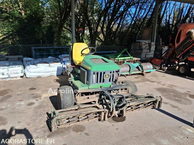 Prodaje se John Deere 2653A - Série MO2653C05002 traktor kosilica na aukciji