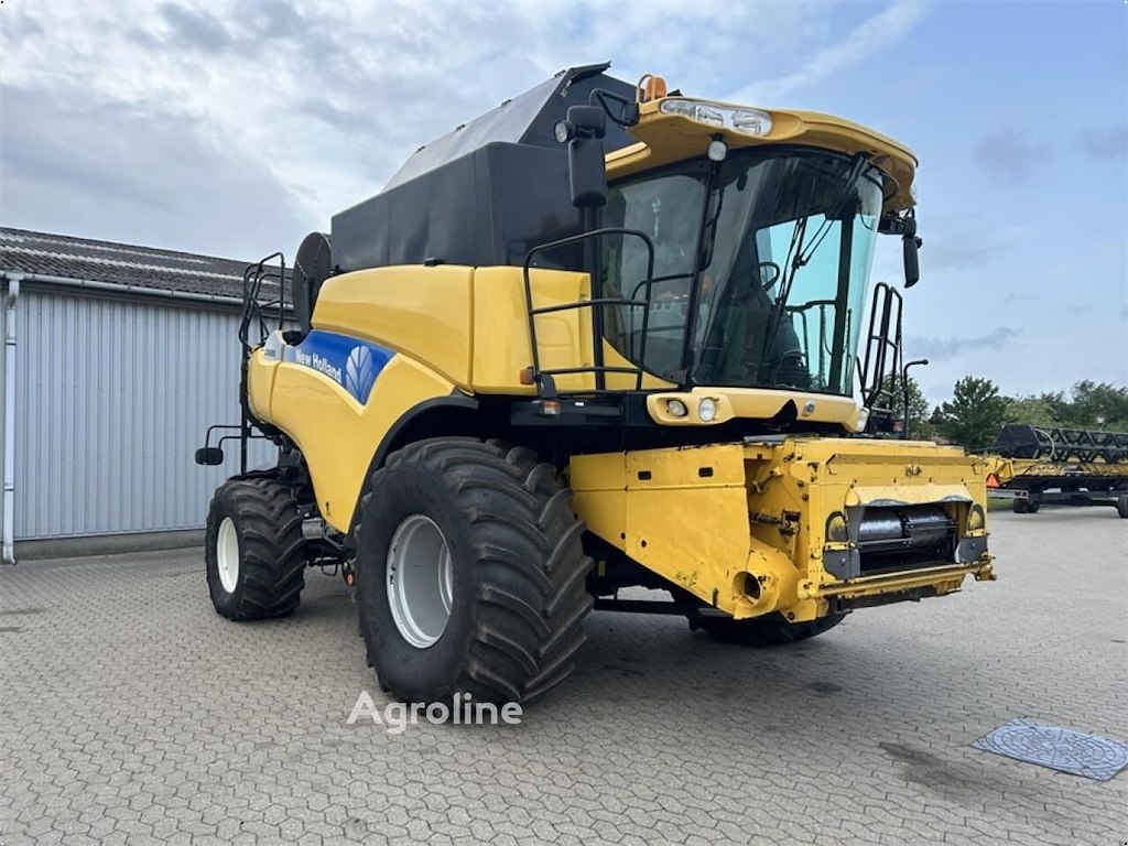 New Holland CR 980 kombajn za žito