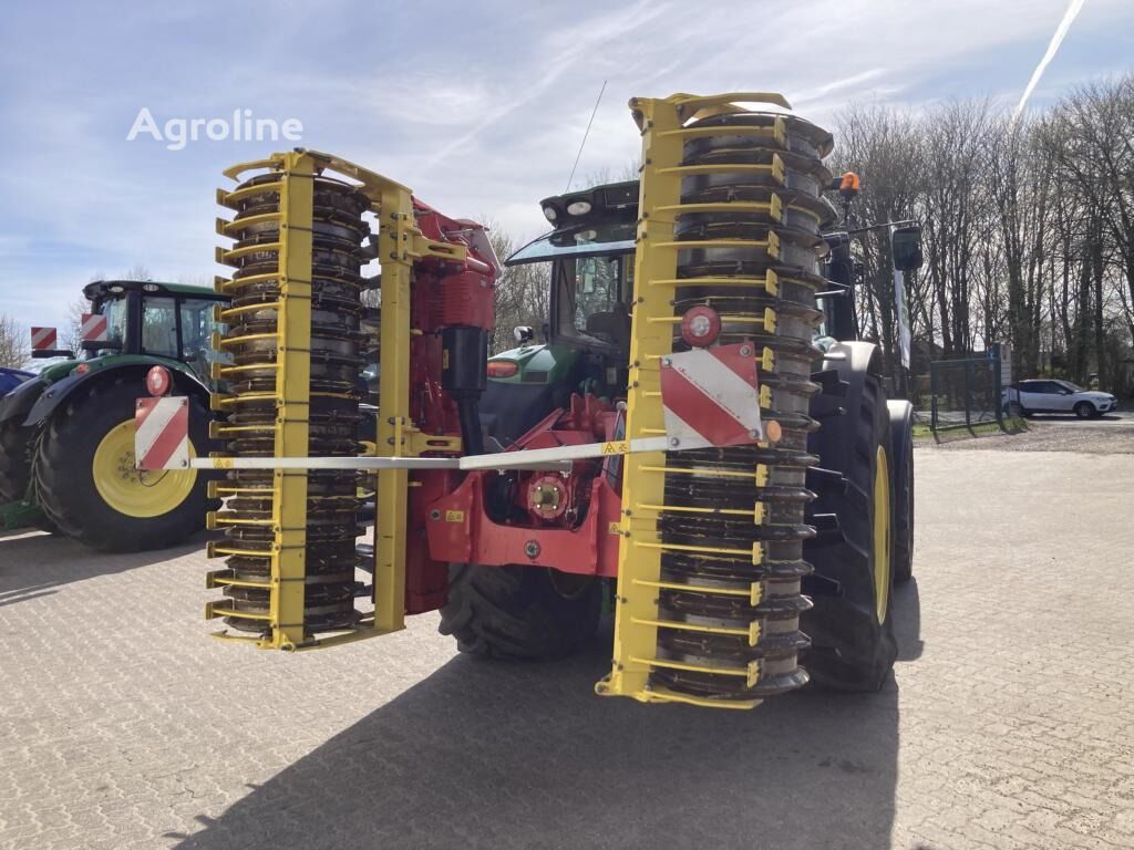 Pöttinger LION 403C kultivator