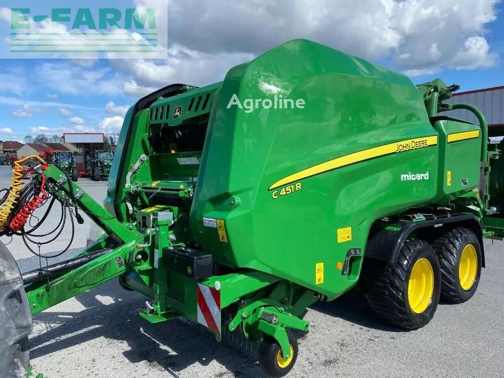 John Deere c451r balirka za četvrtaste bale
