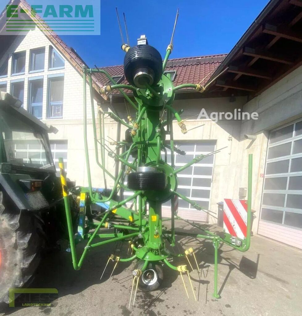 Krone kw 8.82/8 prevrtač sena