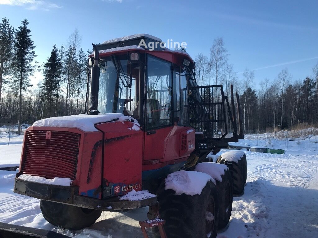 Valmet 830 forvarder