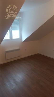 Jednoiposoban stan na prodaju - 28m2- Podbara