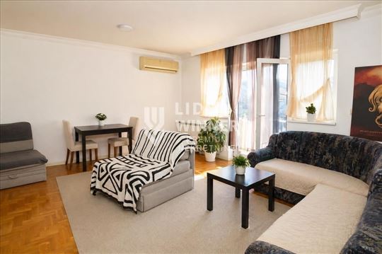 Odličan trosoban stan, 70m2 – Bogoslovija, Stara K