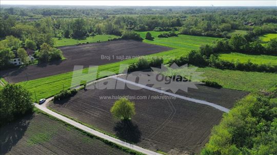 Plac Obrenovac, gradjevinsko zemljiste, Drazevac