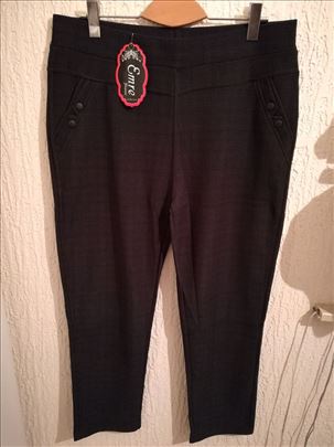 Odlicne ženske pantalone za punije dame Emre crne