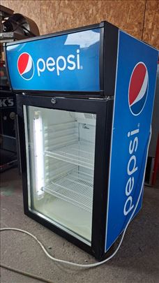 Rashladna vitrina PEPSI