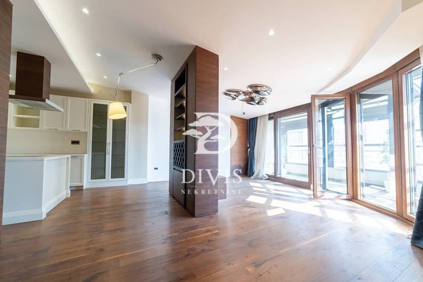 Nebojšina Hram Svetog Save 152m²