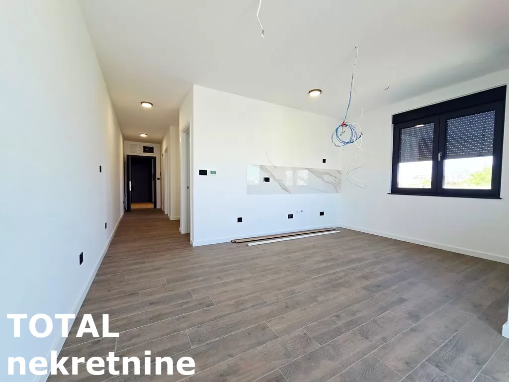 Stan,NOVI SAD,TELEP,kv: 51.00, € 142800, ID: 1100583