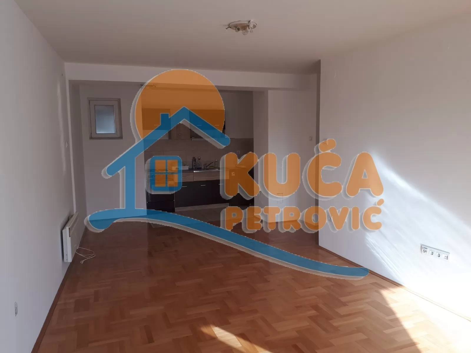 Jednosoban stan, 52 m2, Dom zdravlja, Vojvode Tankosića ID: i-016300