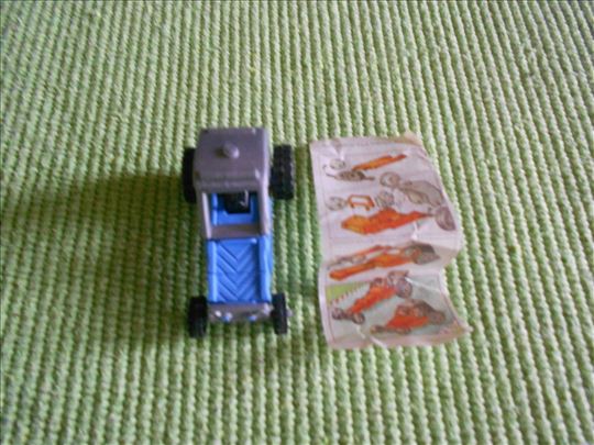 Kinder dragster automobilčić iz 80ih