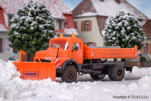 NEW! Kibri 15001 Mercedes-Benz LAk 1624 z pługiem do odśnieżania