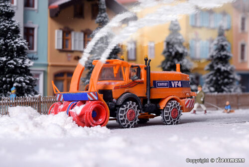 NEW! Kibri 15011 Unimog z osprzętem do odśnieżania
