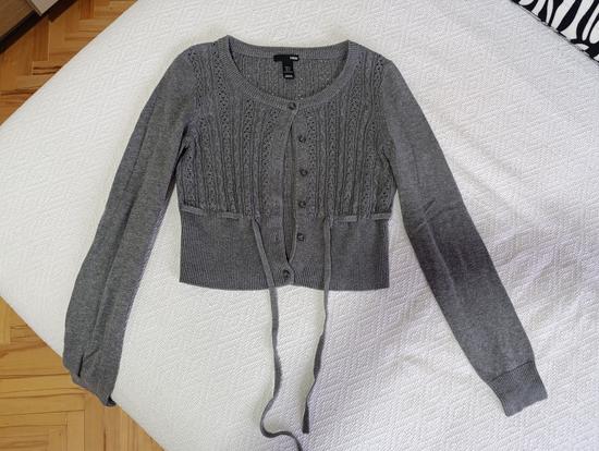 HM - siva bluza