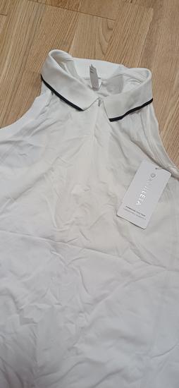 Athleta majica za trening