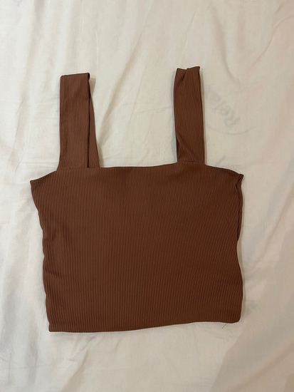 Braon crop top