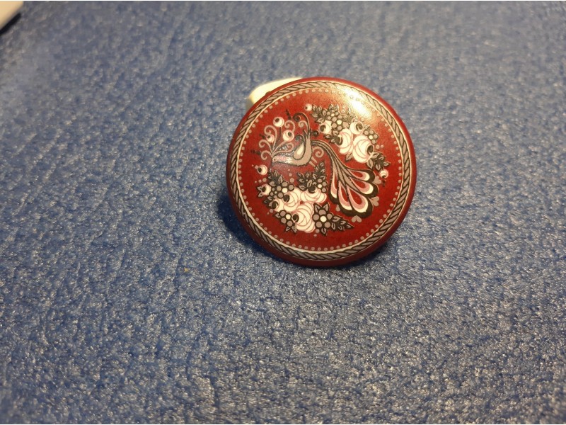 MUZEJSKI ! MICHAELA FREY WIENER EMAIL VINTAGE BROŠ