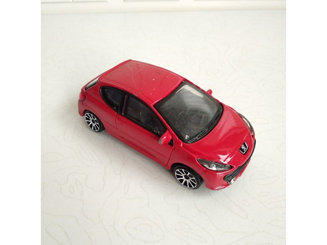 (I) Automobil Peugeot 207 Bburago 1:43