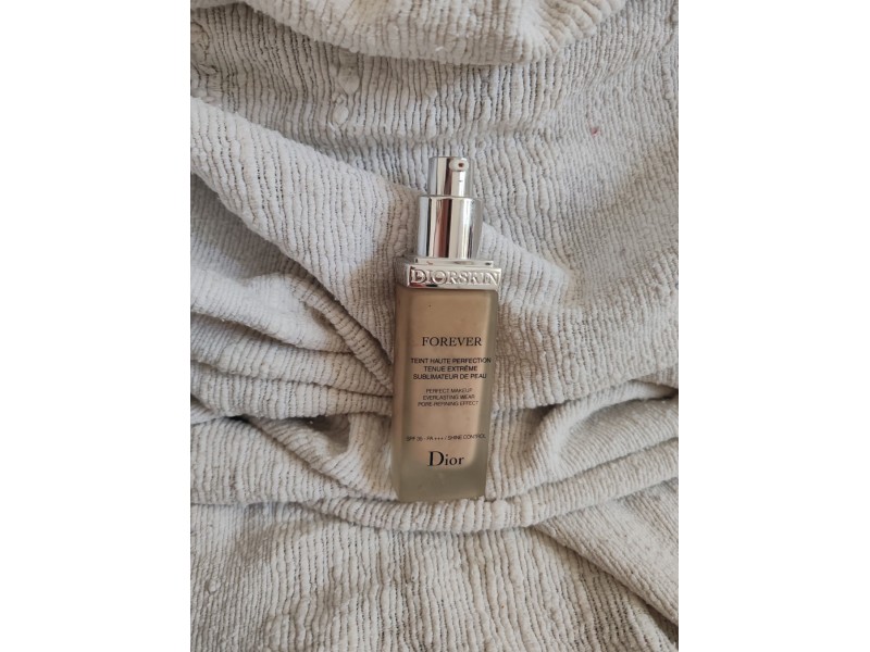 Dior forever original puder 031