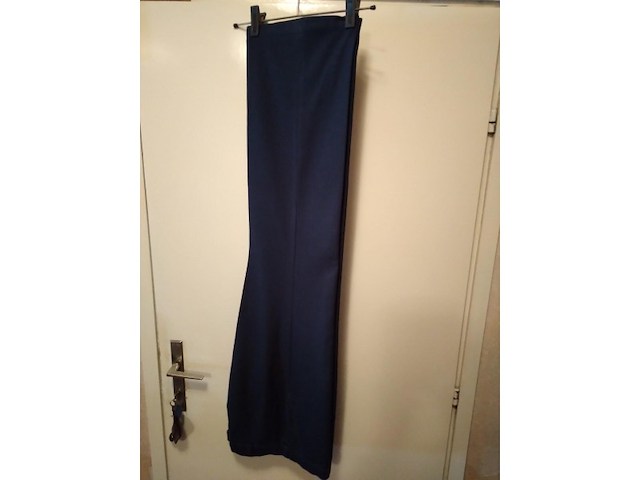 Muske pantalone teget,vel. XL,100 % pamuk,dimenzije:Duz