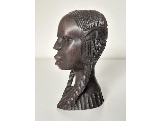 Afrikanka - statua od abonosa