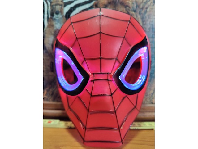 Spajdermen velika svetleća fullface maska Spider-man