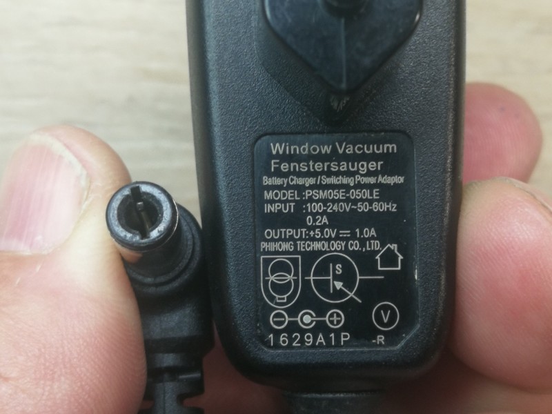 Punjac PSM05E-050LE 5V --- 1A za Leifheit usisivace