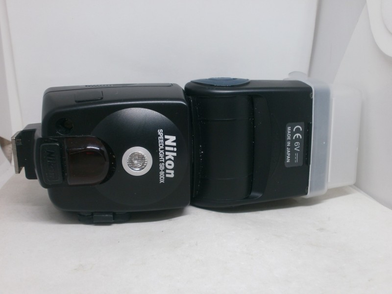 Blic Nikon Speedlight SB-80DX