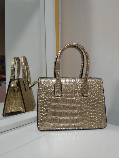 NOVA Zlatna Kroko Torbica 17,5×13,5×8,5cm %%%