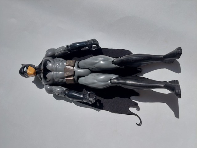 BATMAN DC COMICS ORIGINAL FIGURA IGRAČKA PREDIVNA